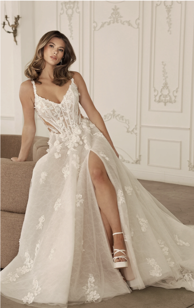 Martina Liana | Honest in Ivory - Brielle | Honest in Ivory